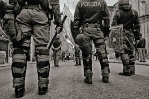 Origen de la Policía - Inventor y Evolución | CurioSfera-Historia