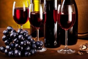 Origen del vino y su evolución en la Historia